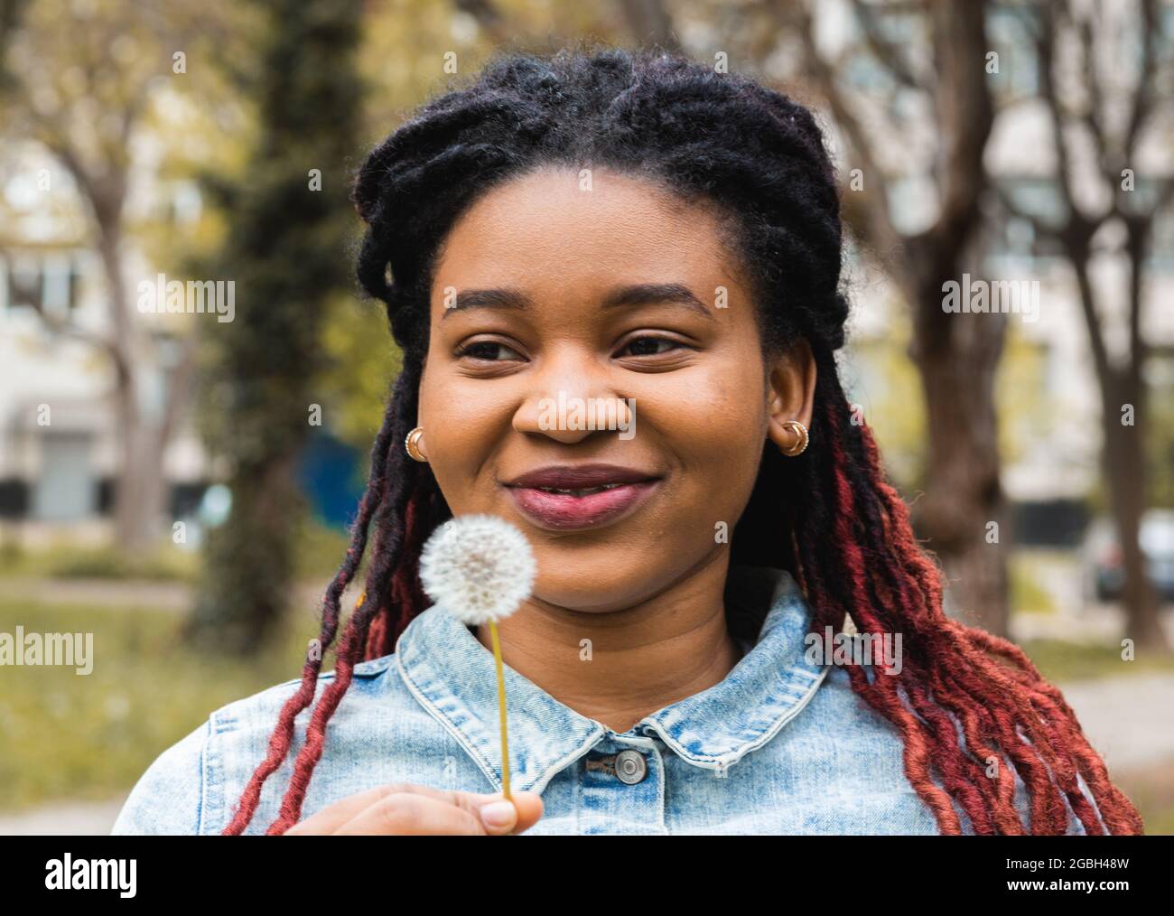 African woman face sun hi-res stock photography and images - Alamy