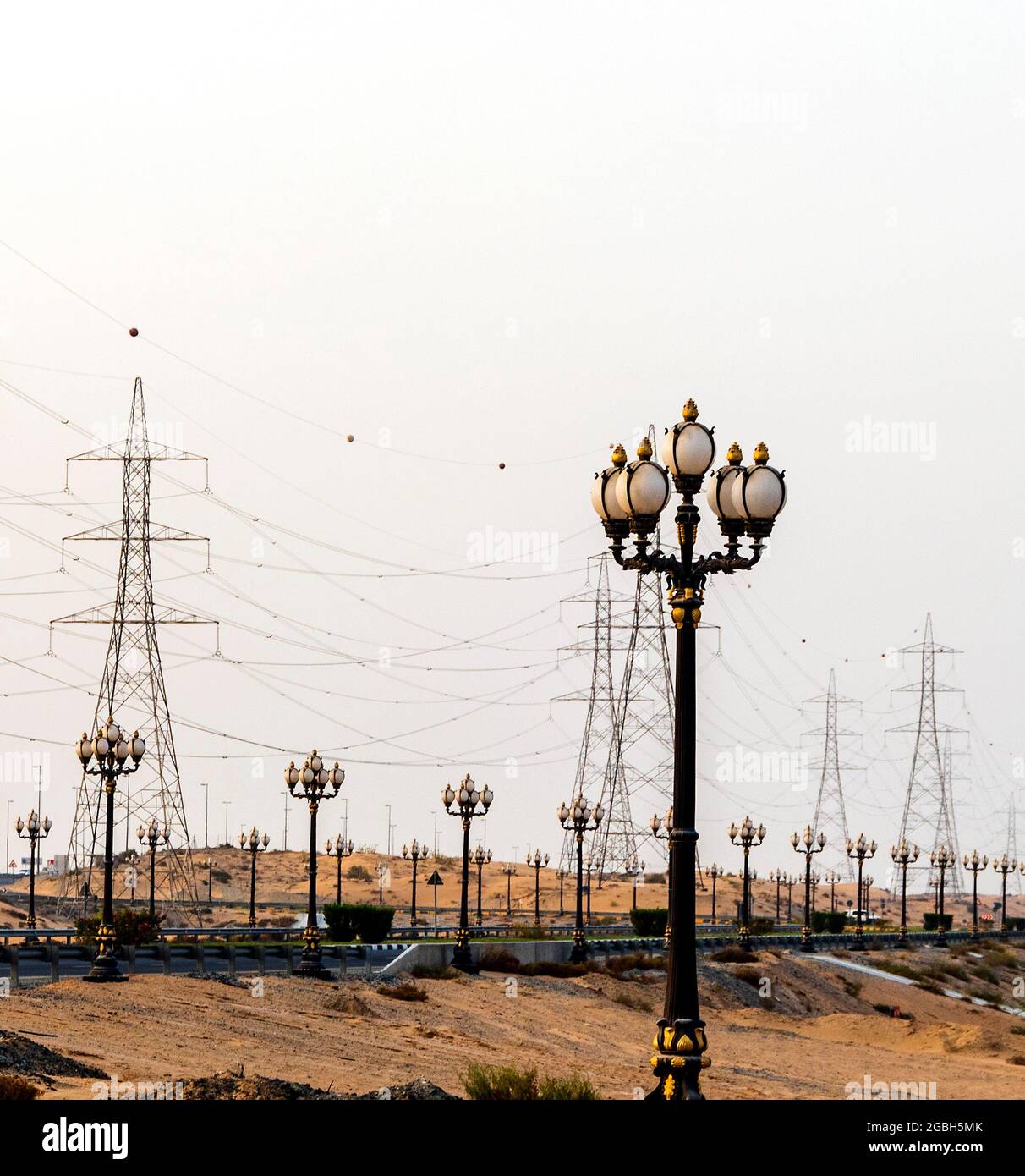 Light posts desert hi-res stock photography and images - Alamy