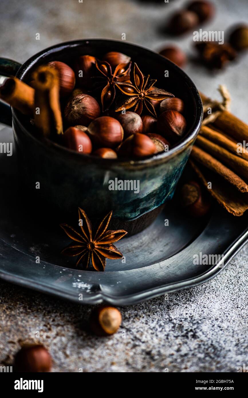 Overhead cinnamon sticks hi-res stock photography and images - Alamy
