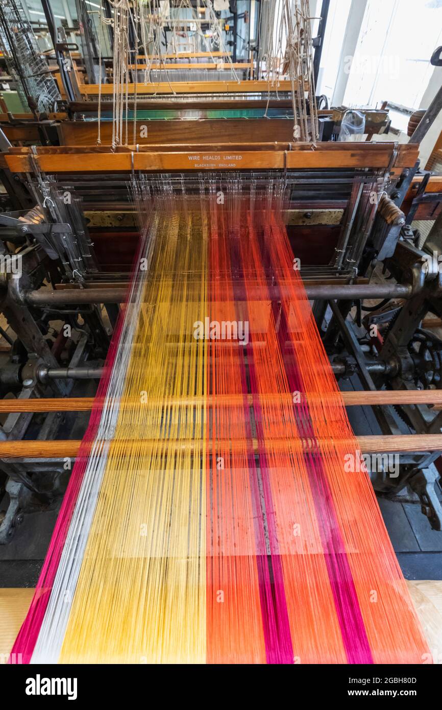 Weaving machines hi-res stock photography and images - Alamy