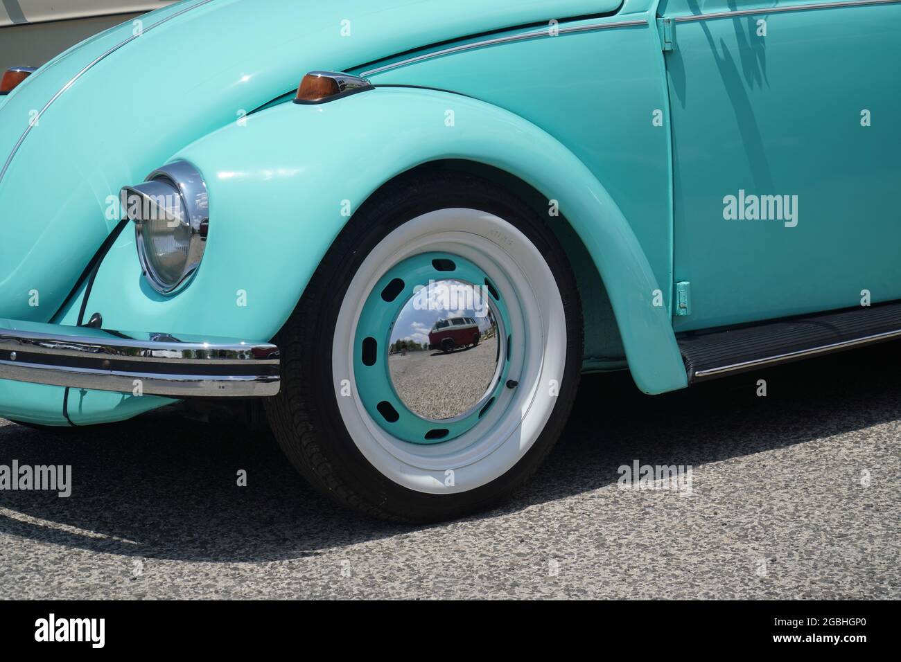 Front retro car turquoise hi-res stock photography and images - Alamy