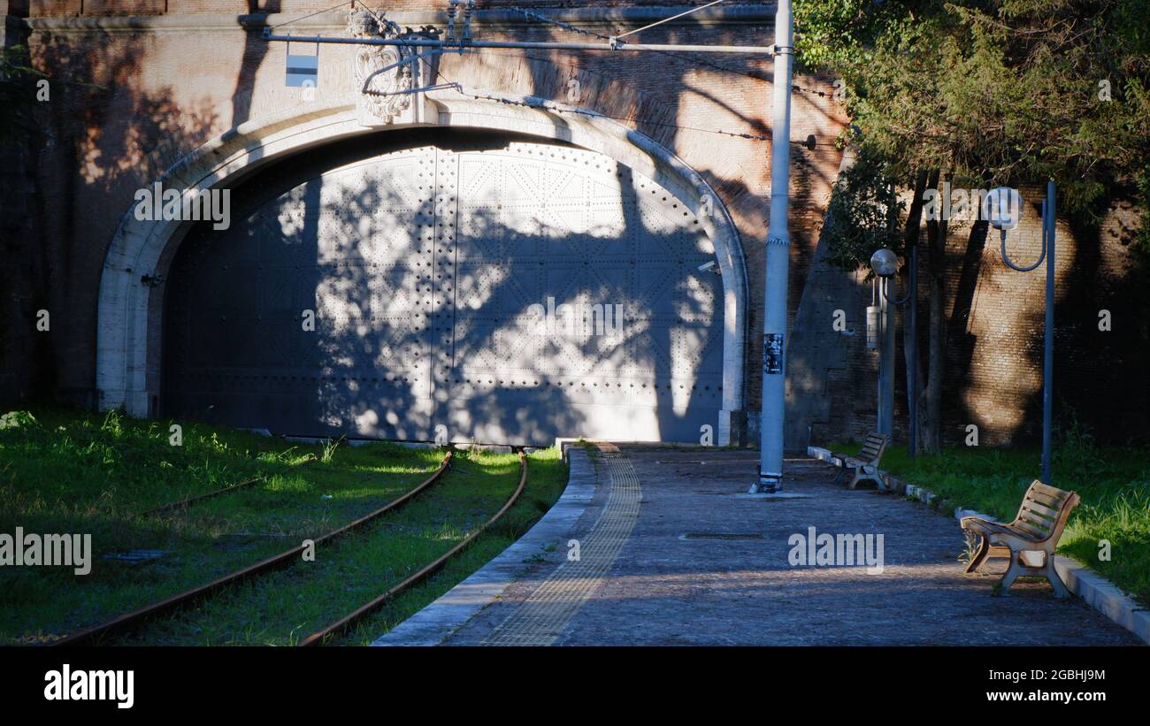 Vatican city train hi-res stock photography and images - Alamy