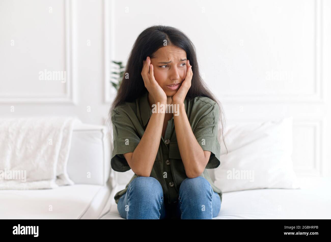 Indian woman fear scared hi-res stock photography and images - Alamy