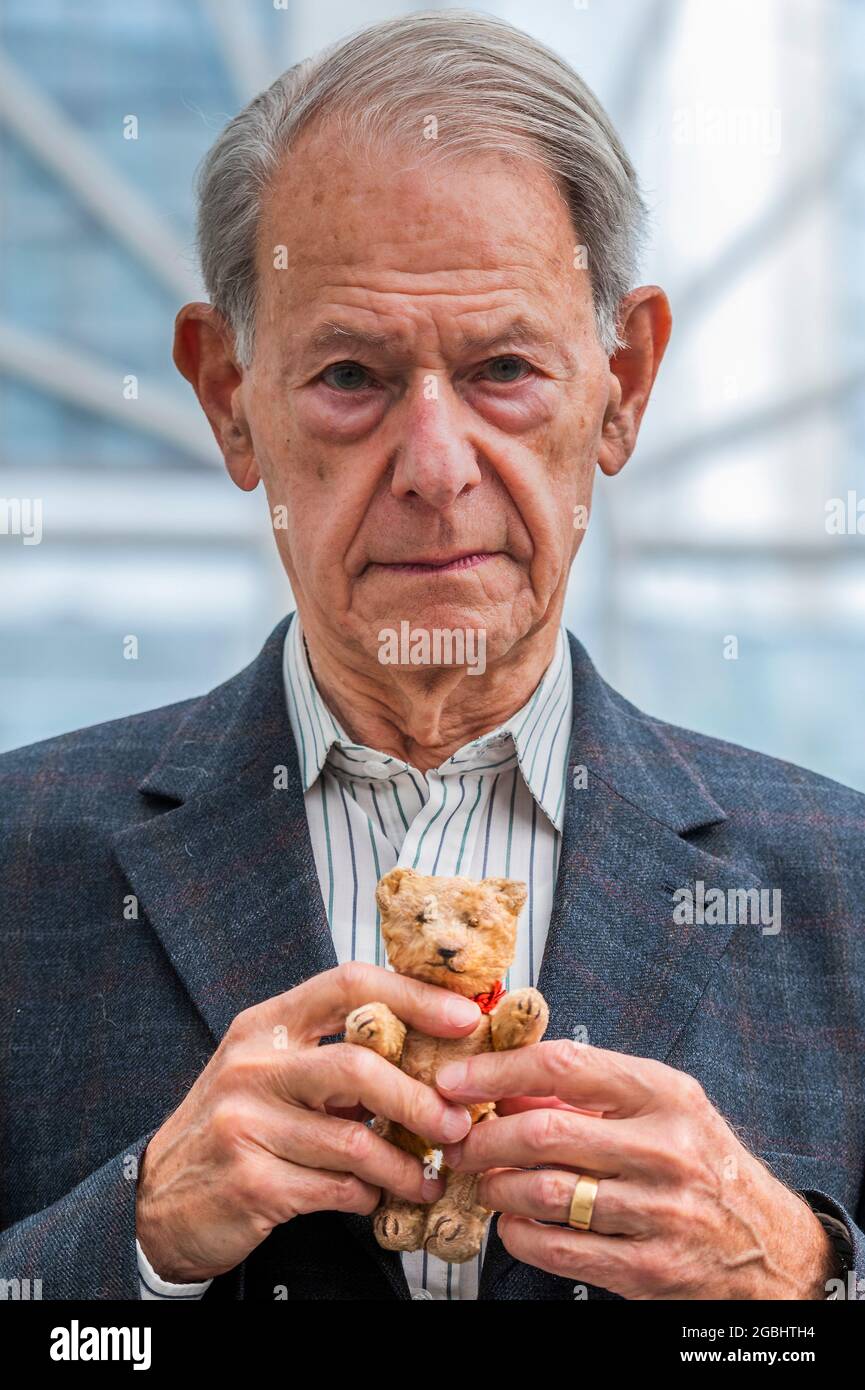 Teddy bear museum london hi-res stock photography and images - Alamy