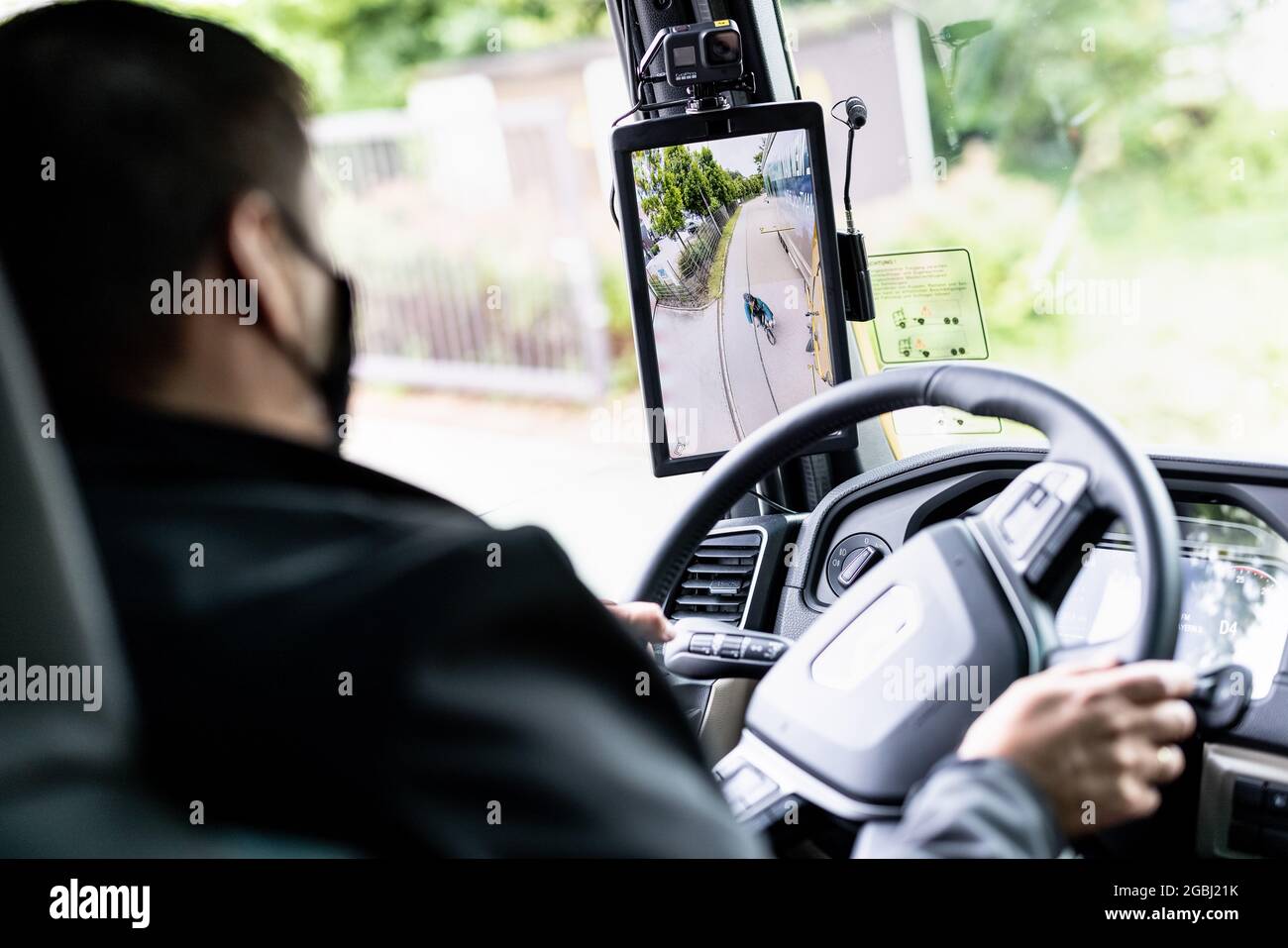 Optiview hi-res stock photography and images - Alamy