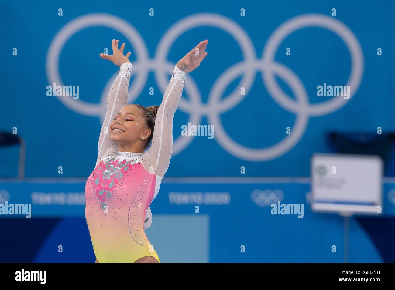 August 03, 2021: Flavia Saraiva (312) of Brazil salutes to start her ...