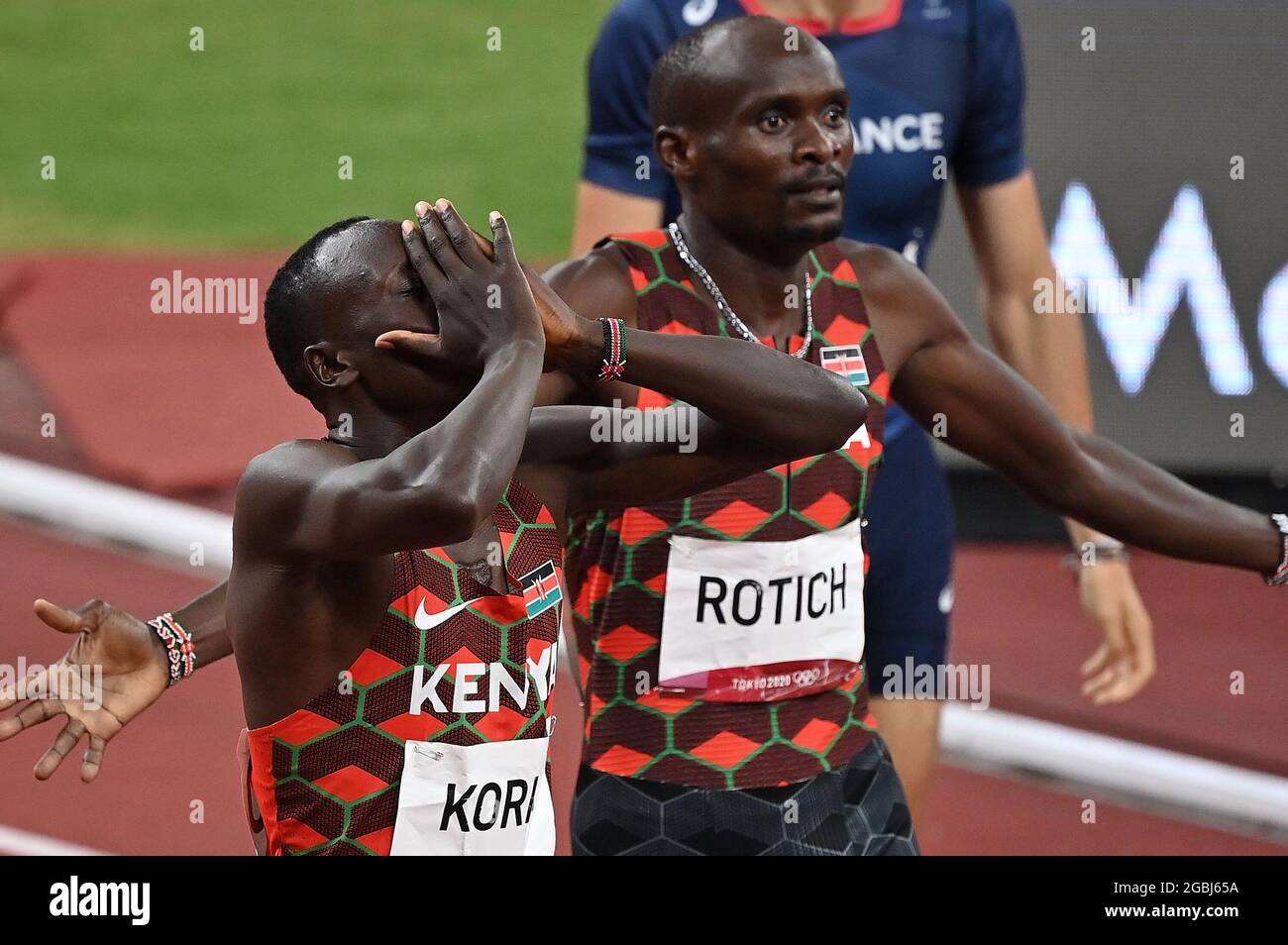 Tokyo, Japan. 4th Aug, 2021. Emmanuel Kipkurui Korir (L) and Ferguson ...