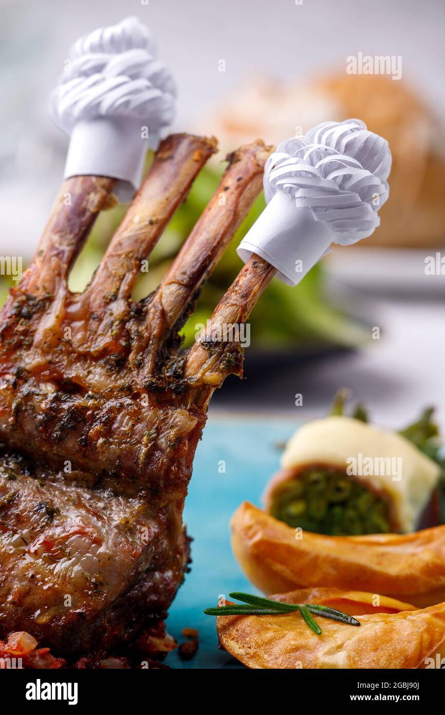 Fried pork rips hi-res stock photography and images - Alamy