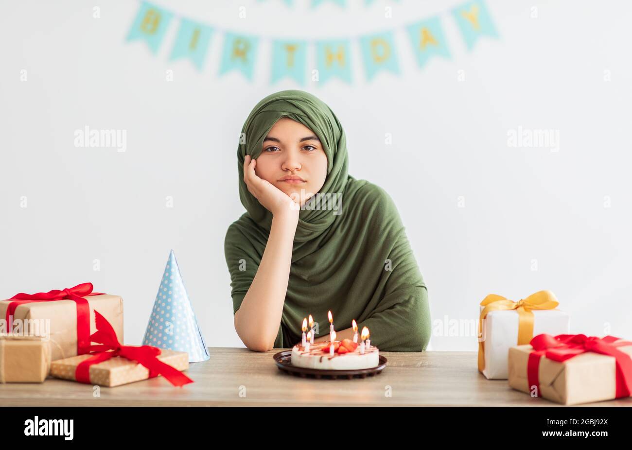 Unhappy party girl child hi-res stock photography and images - Alamy
