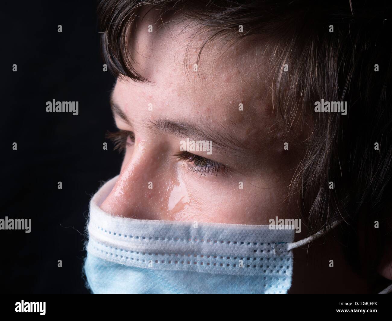 Medical crying dark hi-res stock photography and images - Alamy