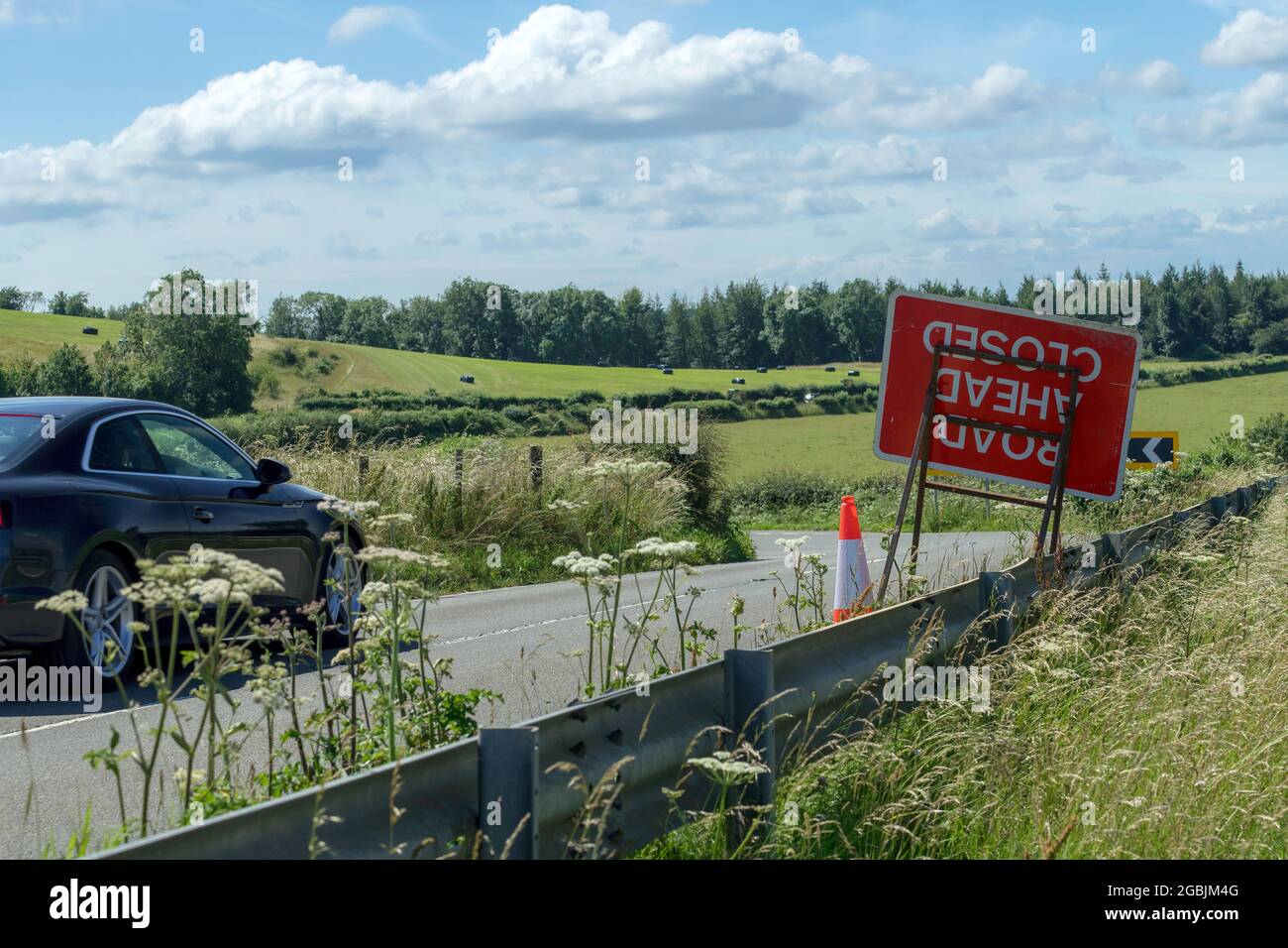 Car passing very close hi-res stock photography and images - Alamy