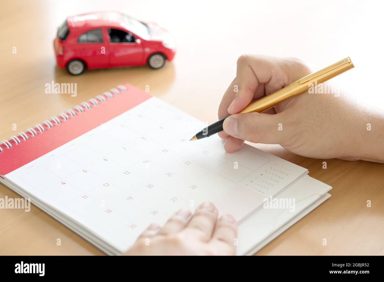 Marking the calendar hi-res stock photography and images - Alamy