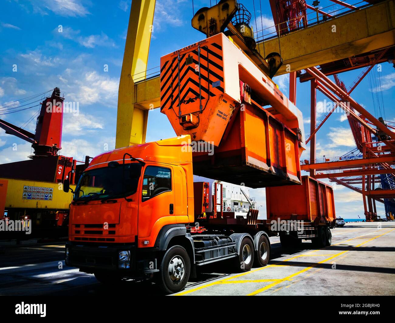 Bulk cargo loading equipment, loading sugar bulk to a vessel by ...