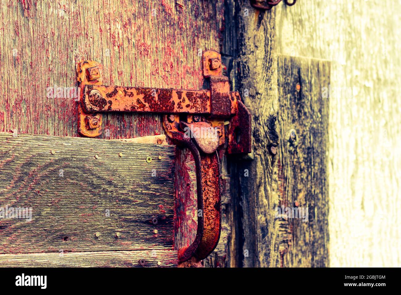 Rusty door handle hi-res stock photography and images - Alamy