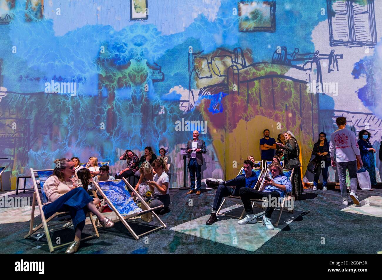 Interactive floor projection hi-res stock photography and images - Alamy