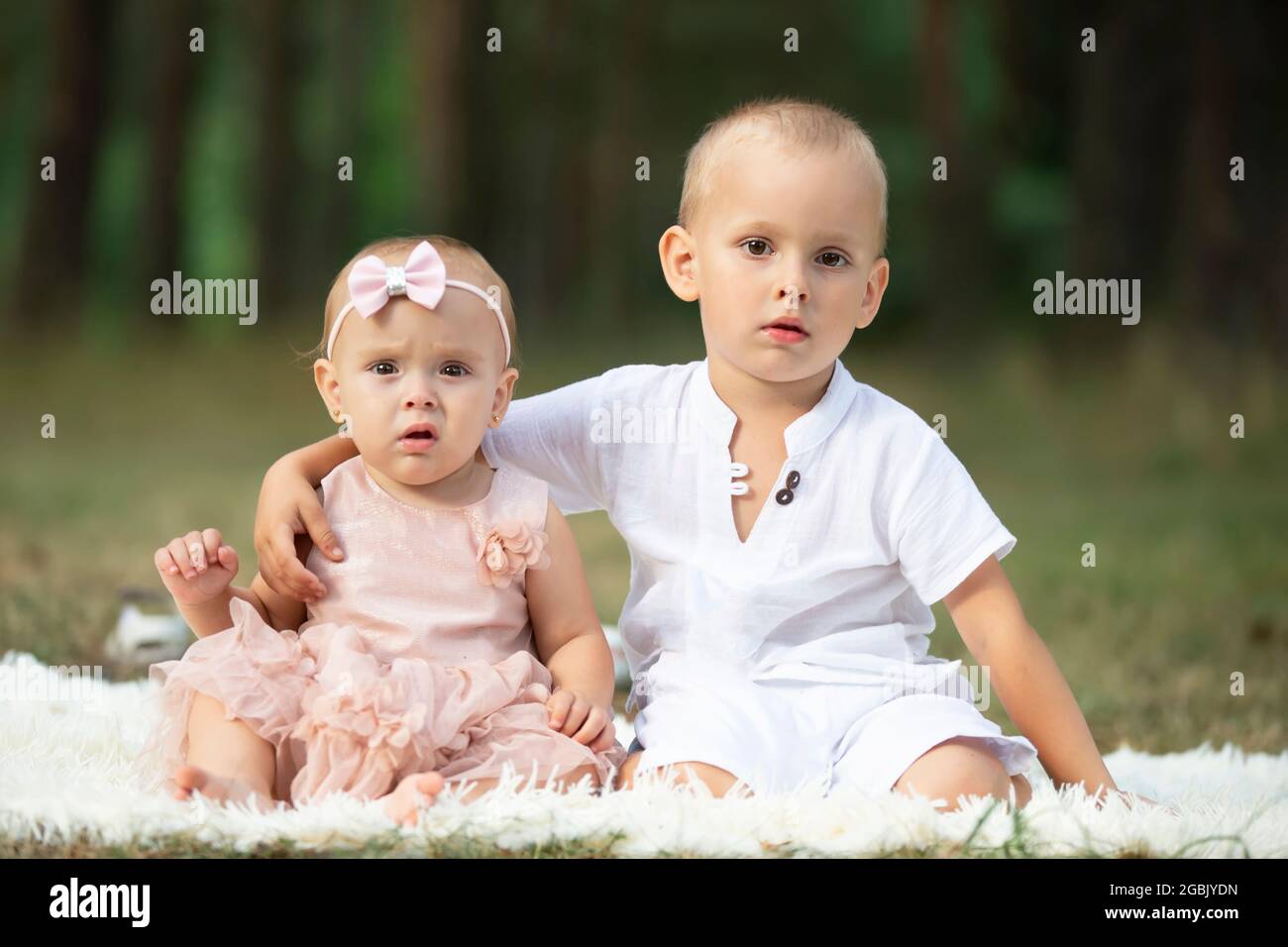 Elder sister younger brother hi-res stock photography and images - Alamy