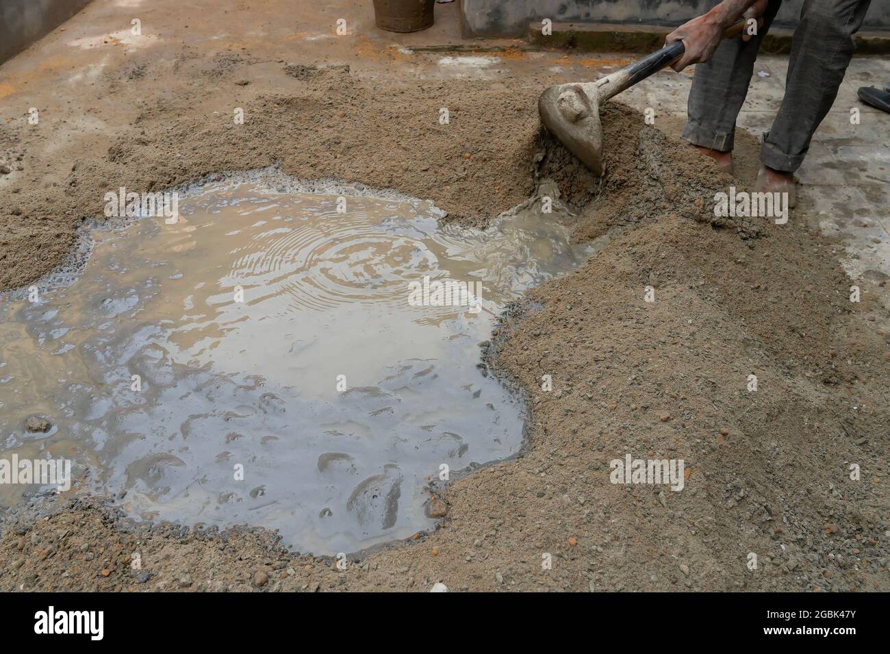 Indian shovel hi-res stock photography and images - Alamy