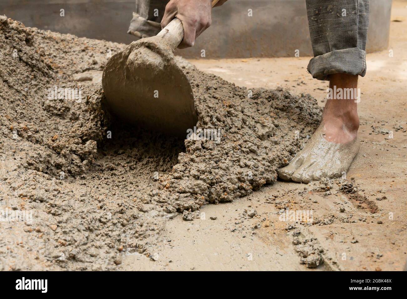 Indian shovel hi-res stock photography and images - Alamy