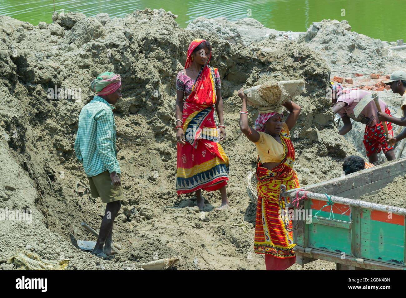 Howrah, West Bengal, India - 7th May 2017 : Indian hard working female ...