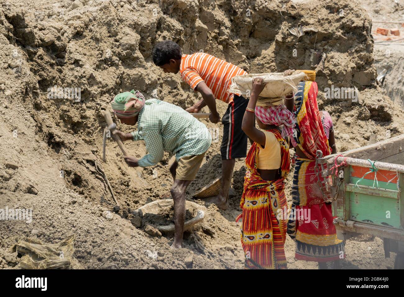 Soil Excavation India High Resolution Stock Photography and Images - Alamy