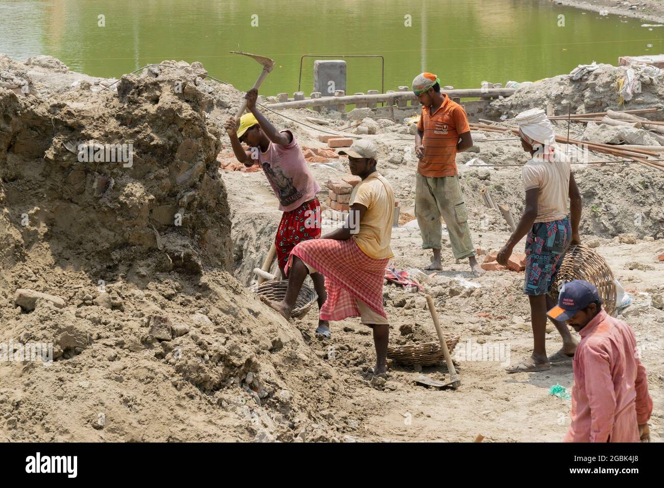 How to build a mining rig hi-res stock photography and images - Alamy