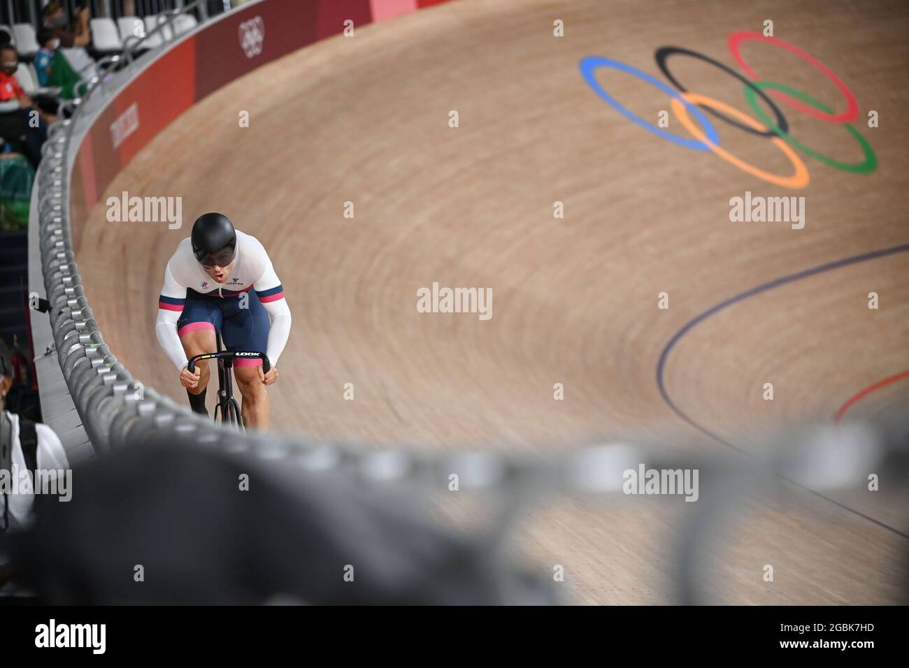 Izu, Japan. 04th Aug, 2021. Cycling: Olympics, track cycling, sprint ...