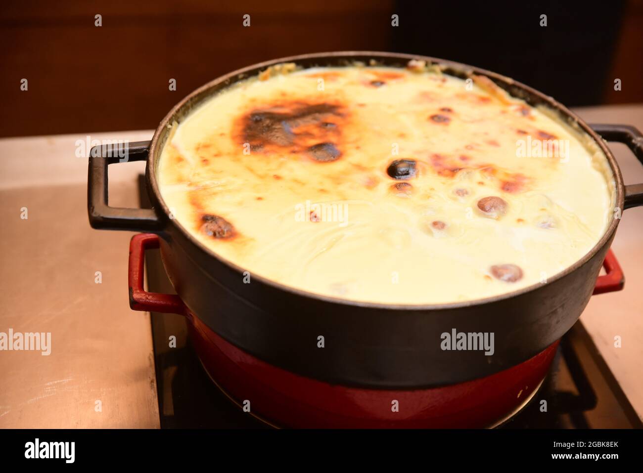 Indian Bengali sweet Baked Rasgulla Stock Photo - Alamy
