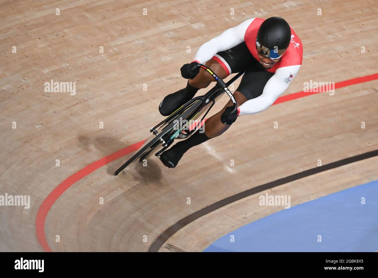04 August 2021, Japan, Izu: Cycling: Olympics, track cycling, sprint ...