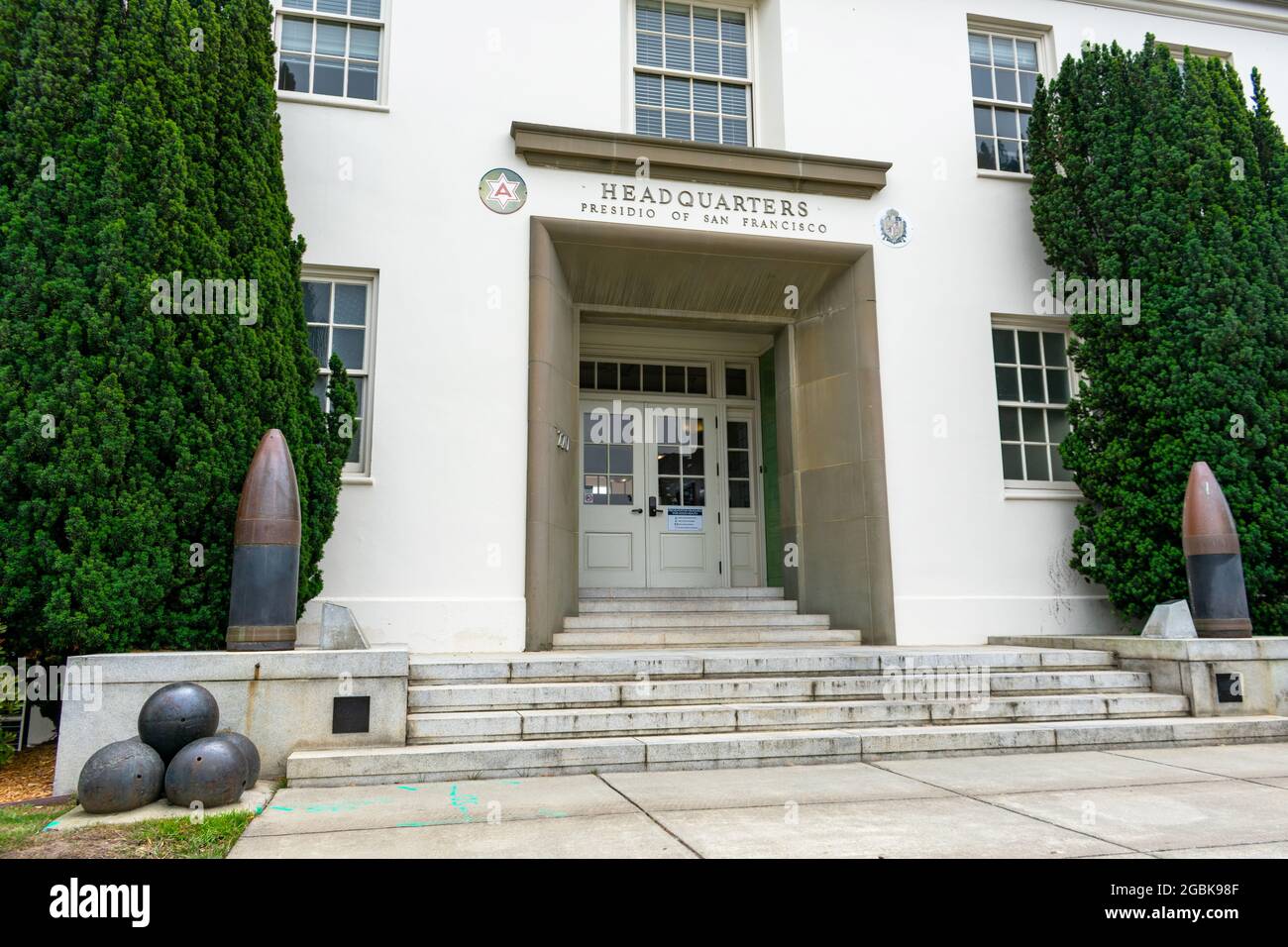 Entrance to Presidio of San Francisco Headquarters building. - San ...