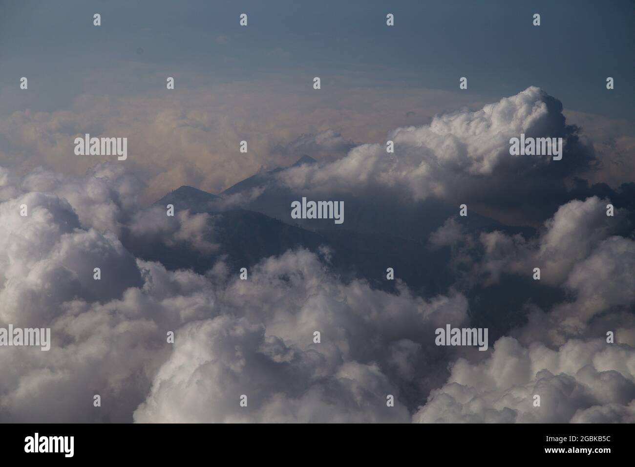 Tambora volcano eruption hi-res stock photography and images - Alamy