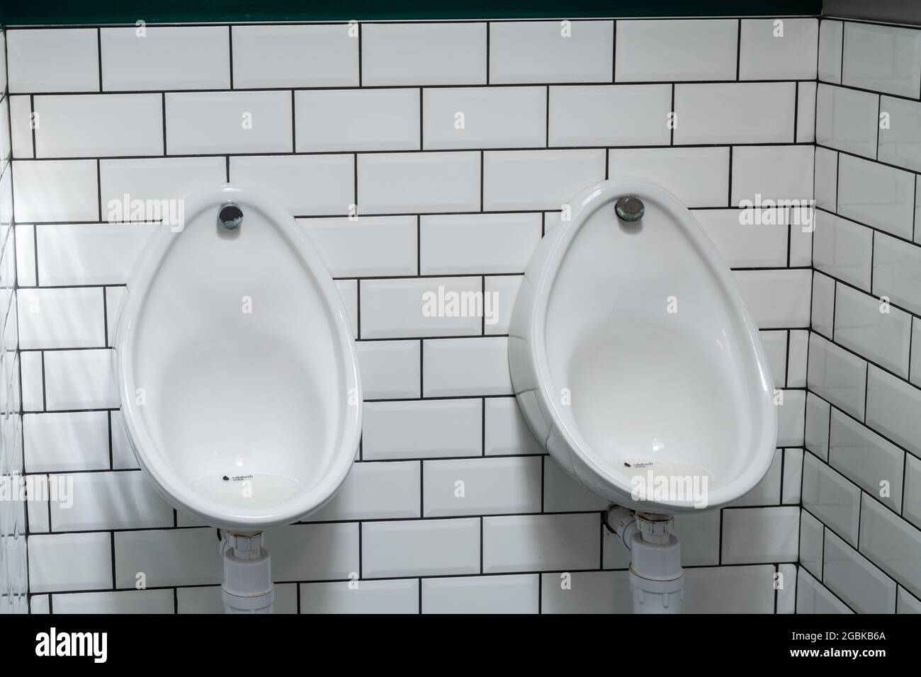 Gentlemans toilets hi-res stock photography and images - Alamy