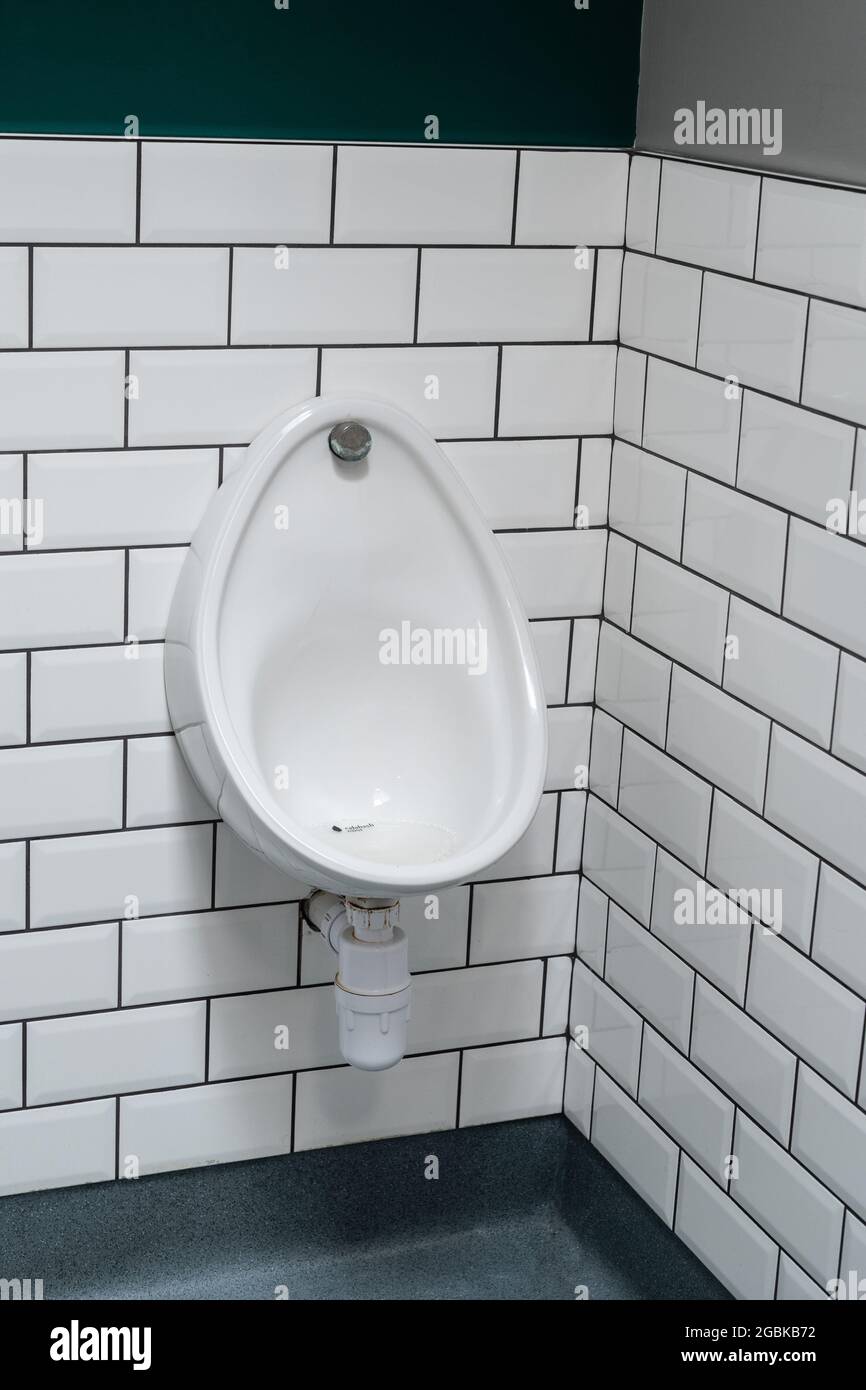 Toilets bowls hi-res stock photography and images - Alamy