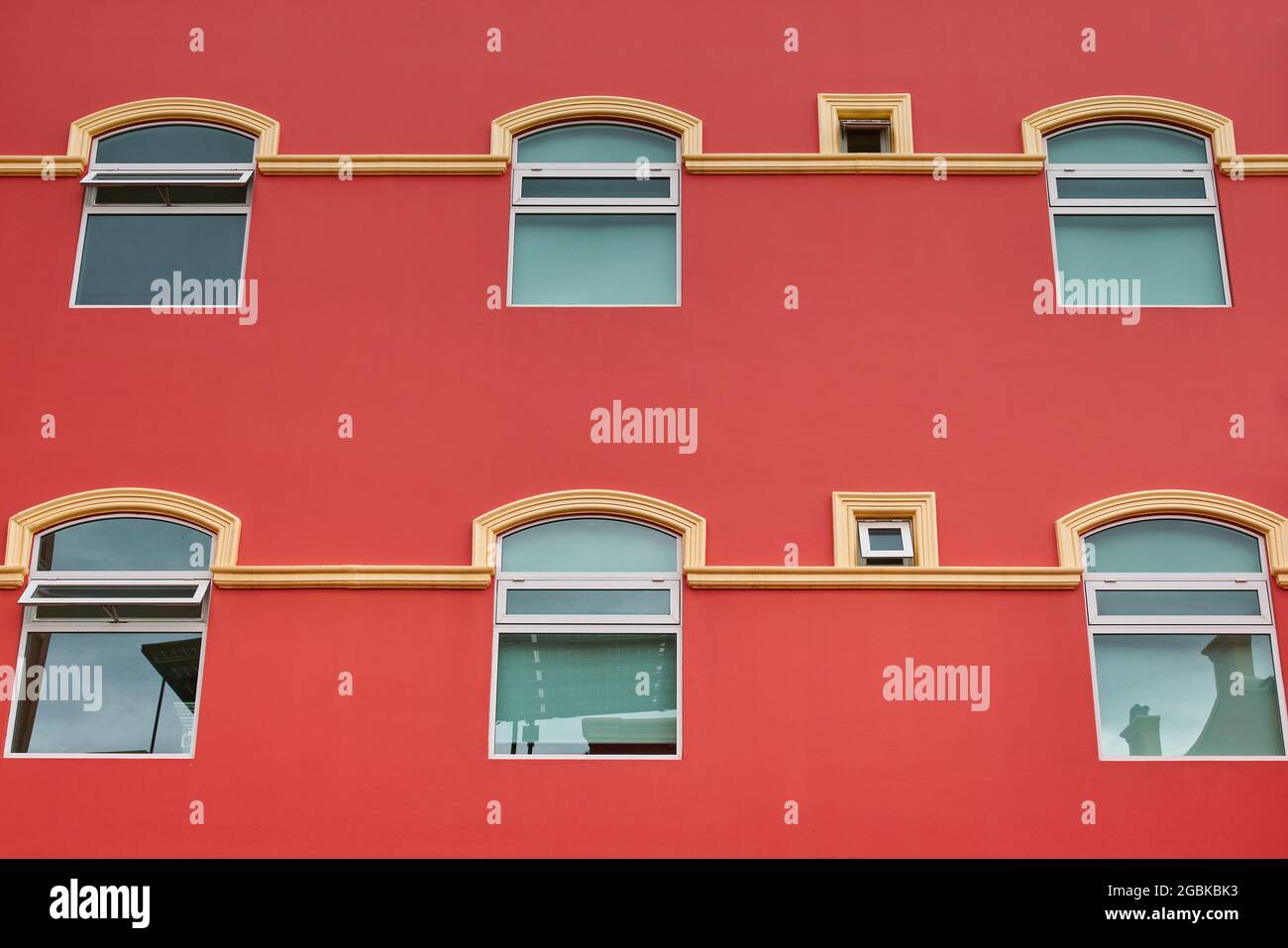 Salmon colored building hi-res stock photography and images - Alamy