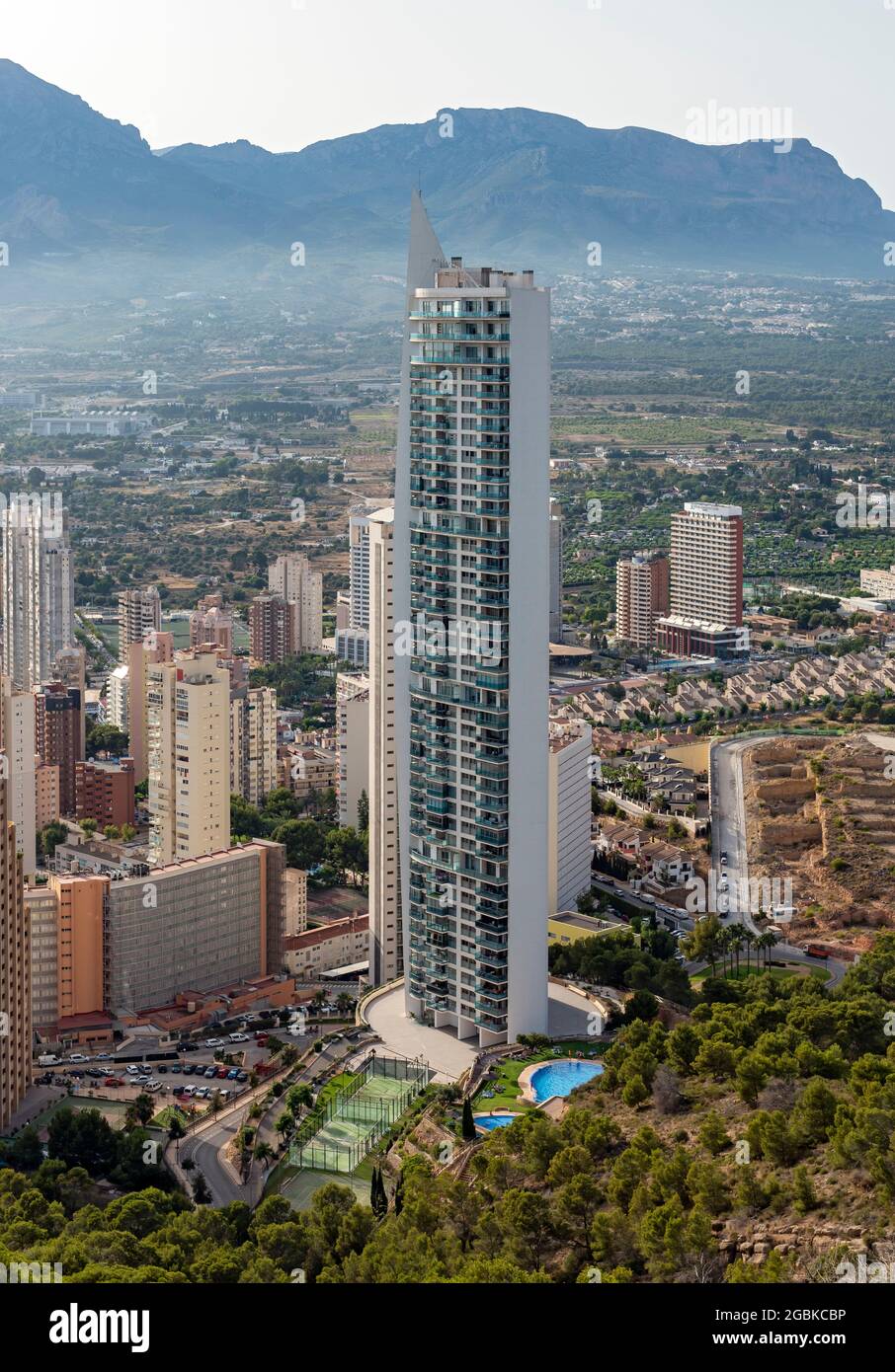 High rise building spain hi-res stock photography and images - Alamy