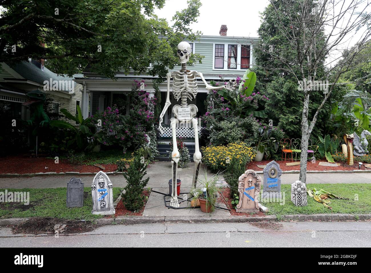 Raleigh, North Carolina, USA. 4th Aug, 2021. A 13-foot skeleton telling ...