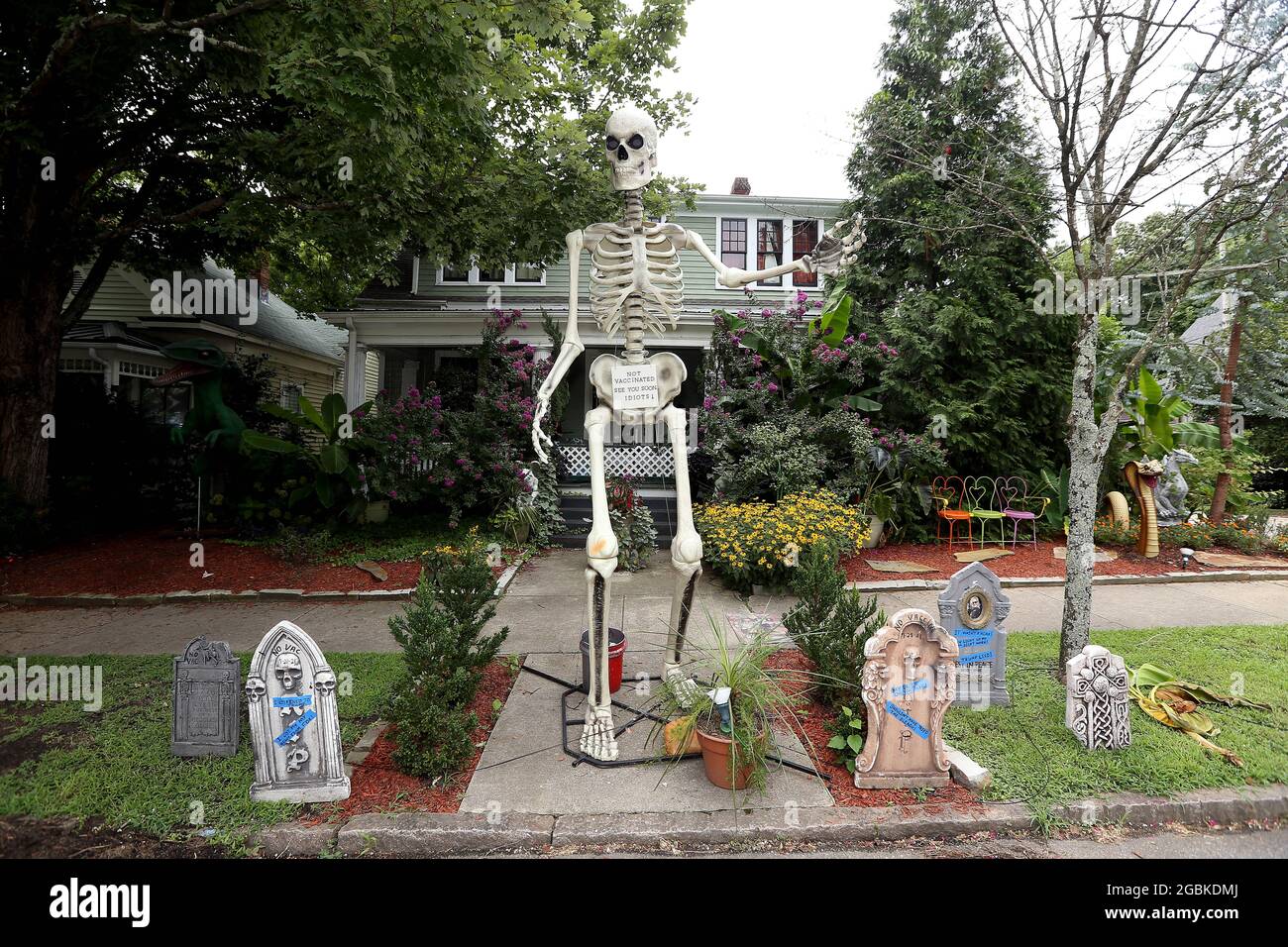 Raleigh, North Carolina, USA. 4th Aug, 2021. A 13-foot skeleton telling ...