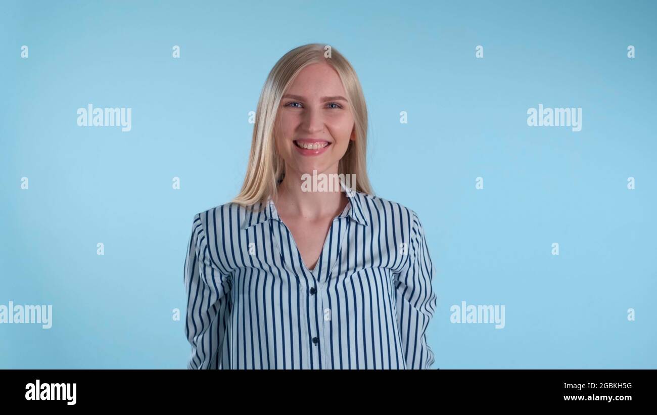 Woman turning around hi-res stock photography and images - Alamy