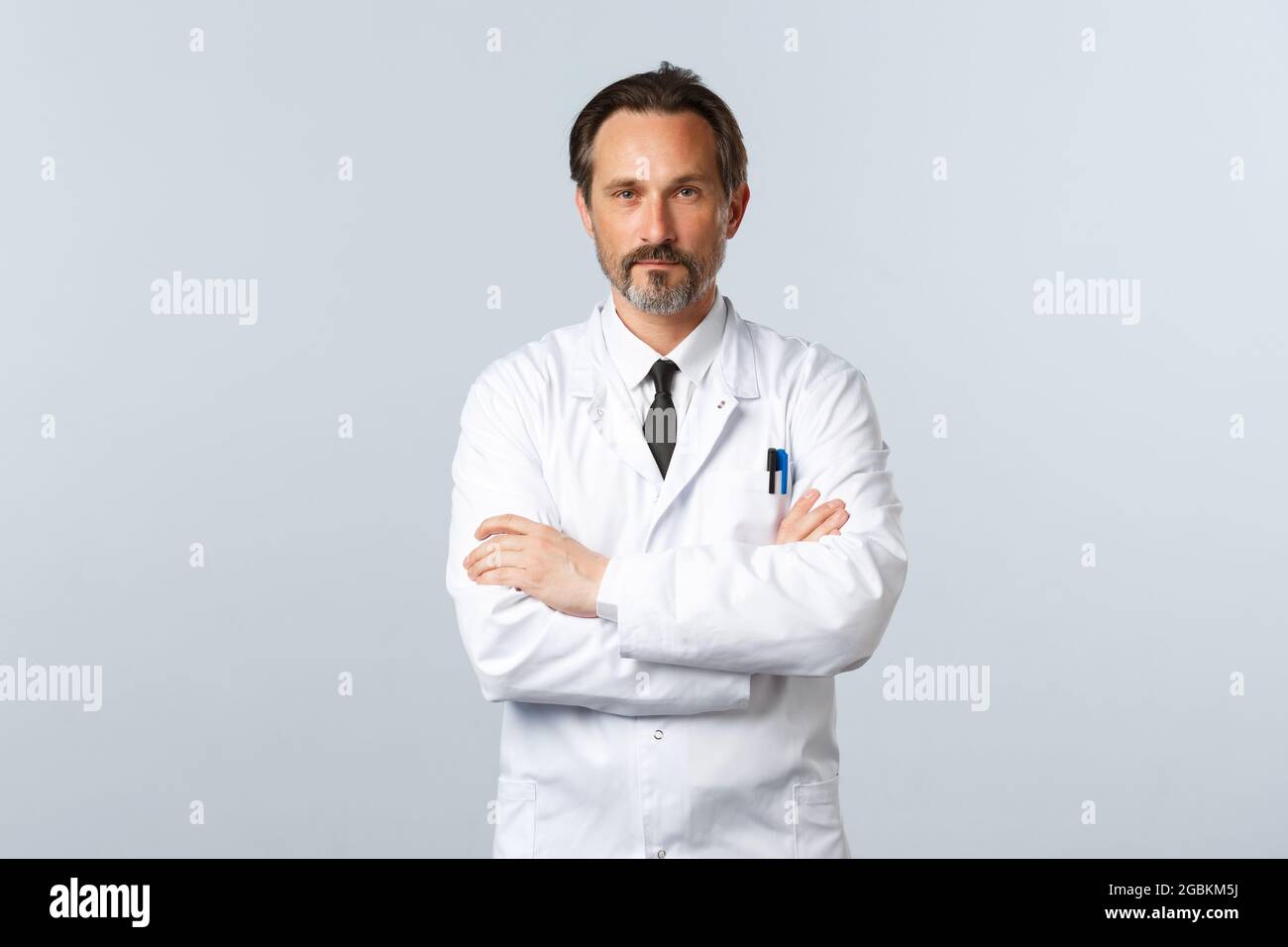 Male doctor suit stethoscope chest hi-res stock photography and images ...