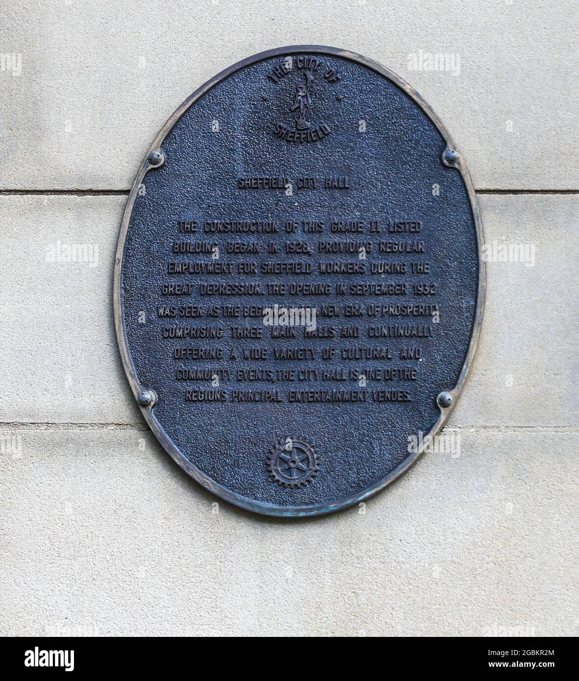 A plaque on Sheffield City Hall commemorating building the Hall after ...
