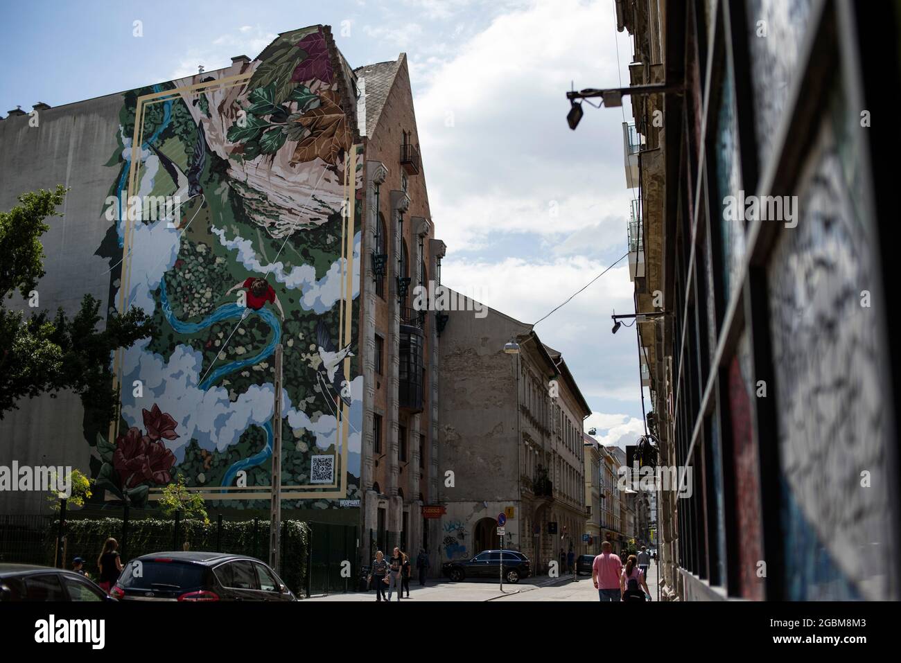 A huge mural covers the side of a building in Budapest's downtown Stock ...