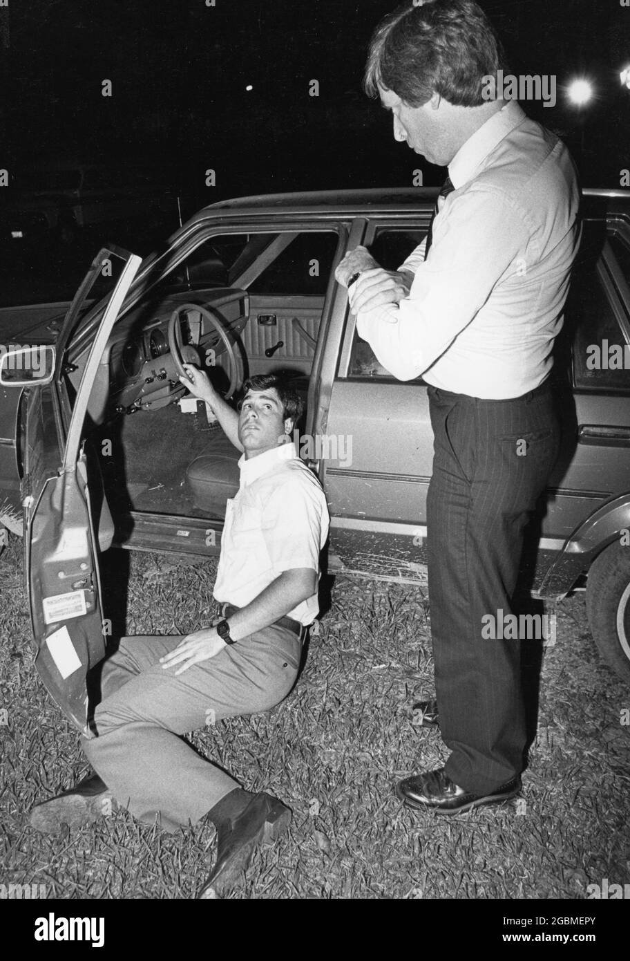 Crime scene investigators and evidence Black and White Stock Photos ...