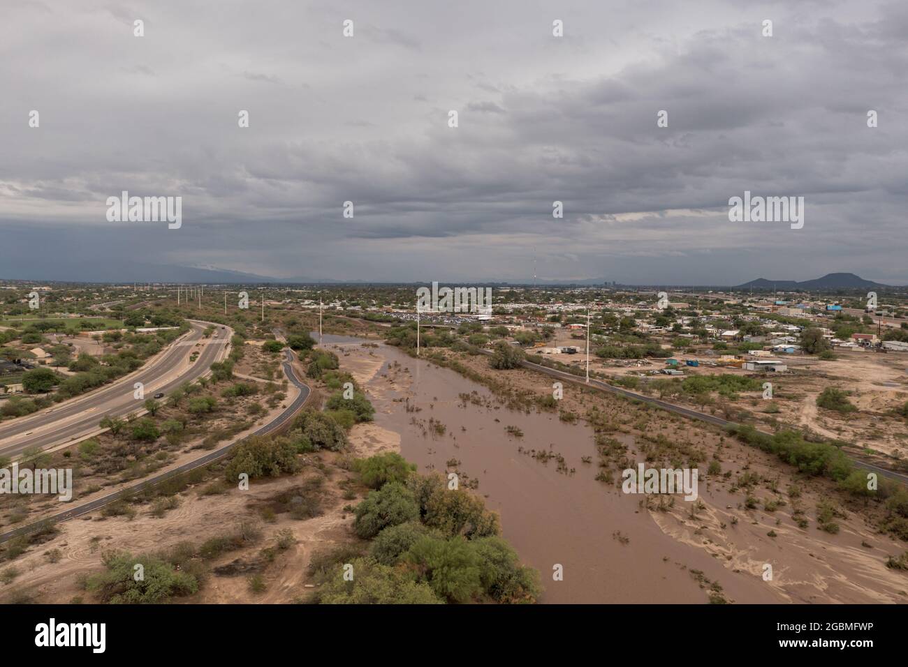 Overflowing Rillito River in Tucson after heavy rain Stock Photo - Alamy