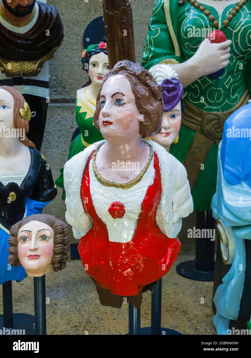 Ships figureheads hi-res stock photography and images - Alamy