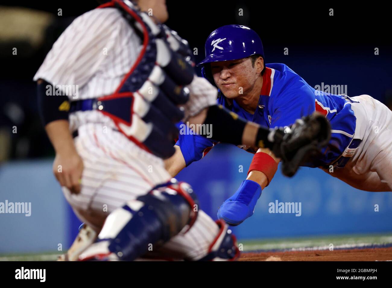 Kanagawa, Japan. 4th Aug, 2021. (L-R) Takuya Kai (JPN), Park Hae Min ...