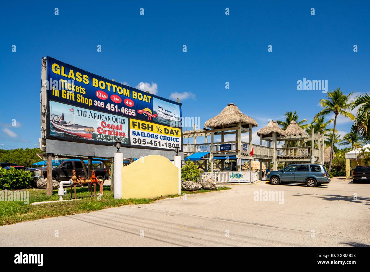 key Largo, FL, USA - August 1, 2021: Photo of a Glass Bottom Boat tour ...