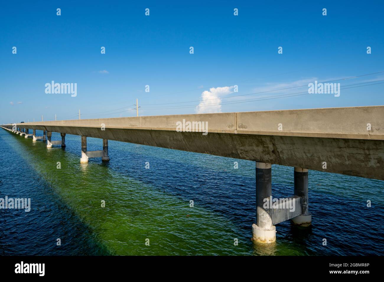 Photo fo the 7 Mile Bridge Florida Keys USA Stock Photo - Alamy
