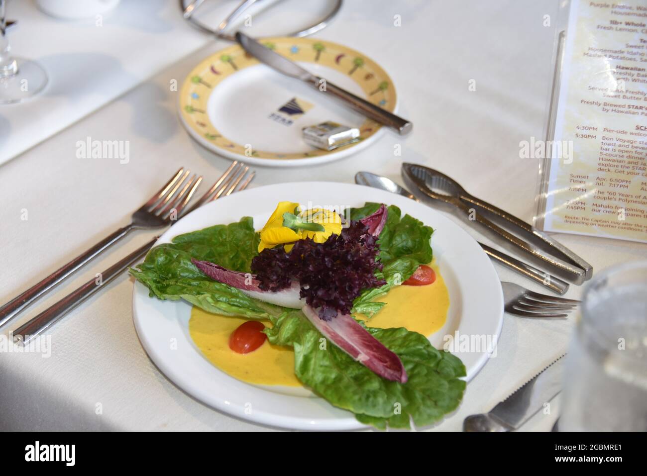 Waikiki dinner cruise hi-res stock photography and images - Alamy