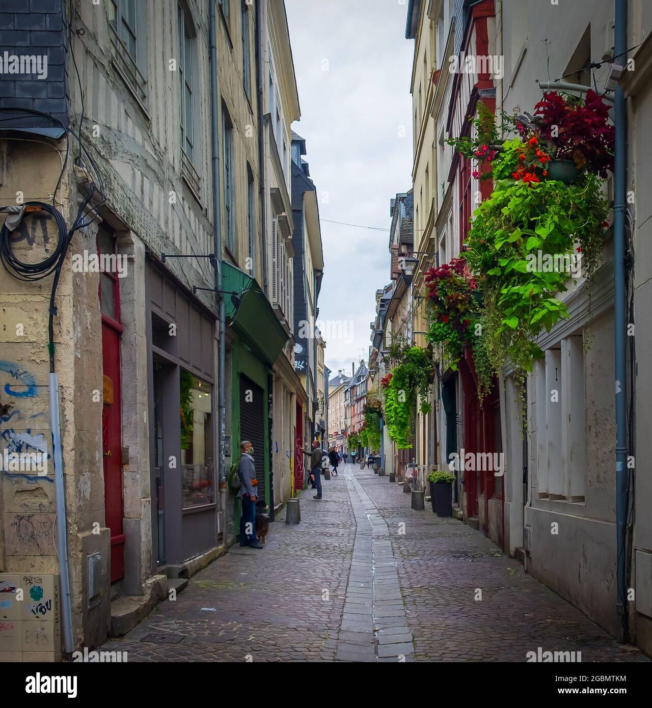 Street rouen hi-res stock photography and images - Alamy