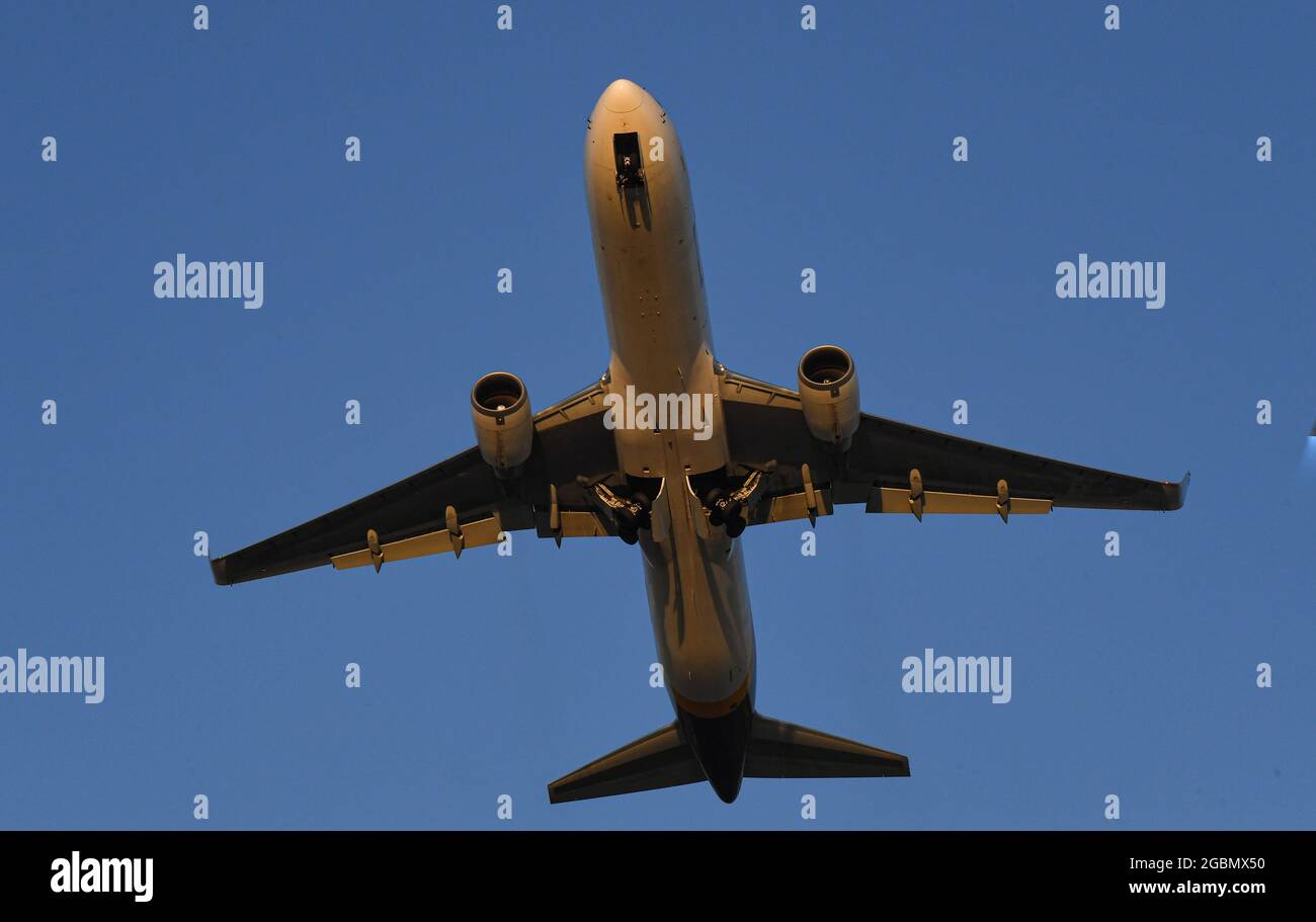 Gear up on UPS 767 departing San Diego International Airport Stock ...