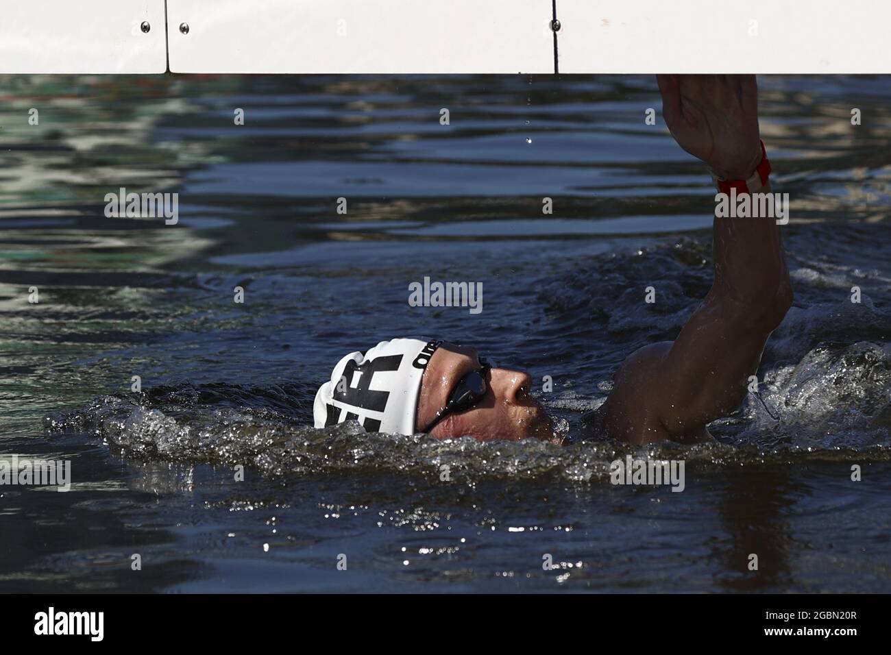 Freestyle swimming touches to finish hi-res stock photography and ...